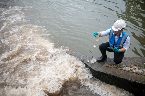 Sensors for Detecting Water Contamination and Health Safety